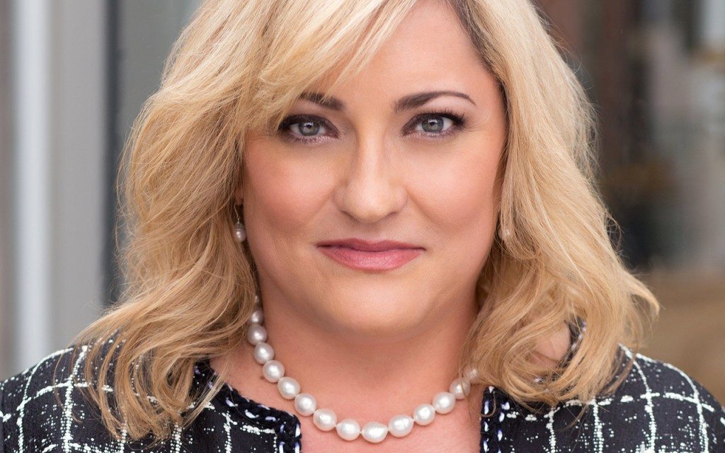 La mujer más poderosa de Intel abandona el barco • Forbes México