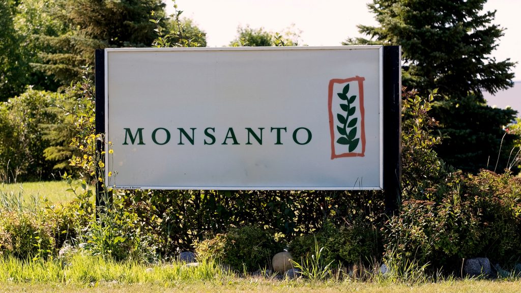 Monsanto impugnará revocación de permiso para soya en México