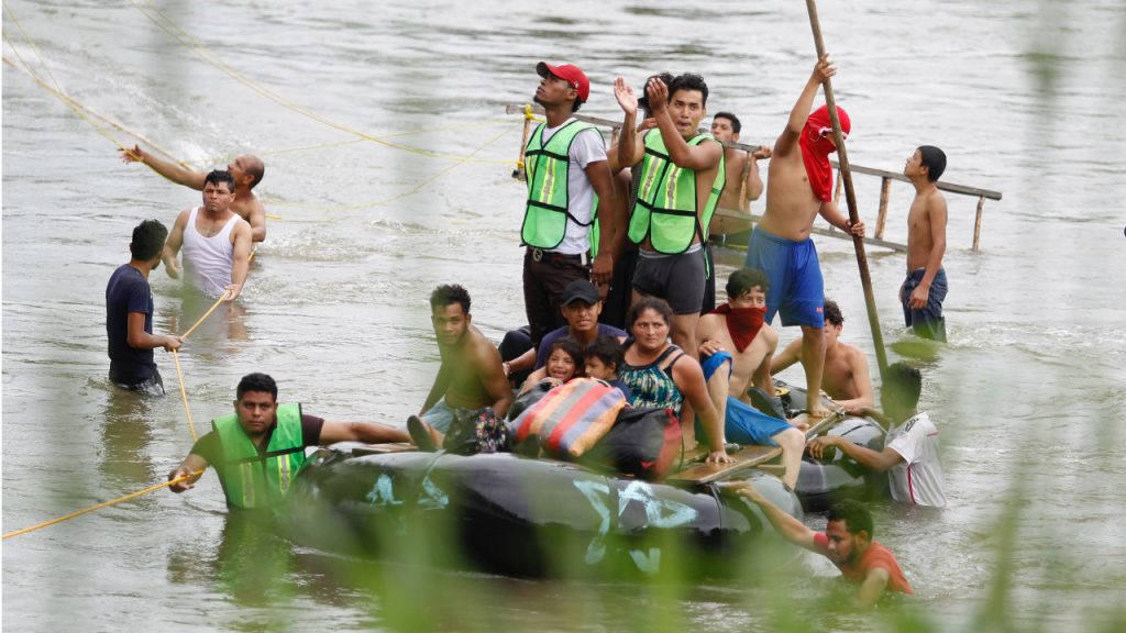 Oleadas de inmigrantes, otro reto para México • Red Forbes • Forbes México