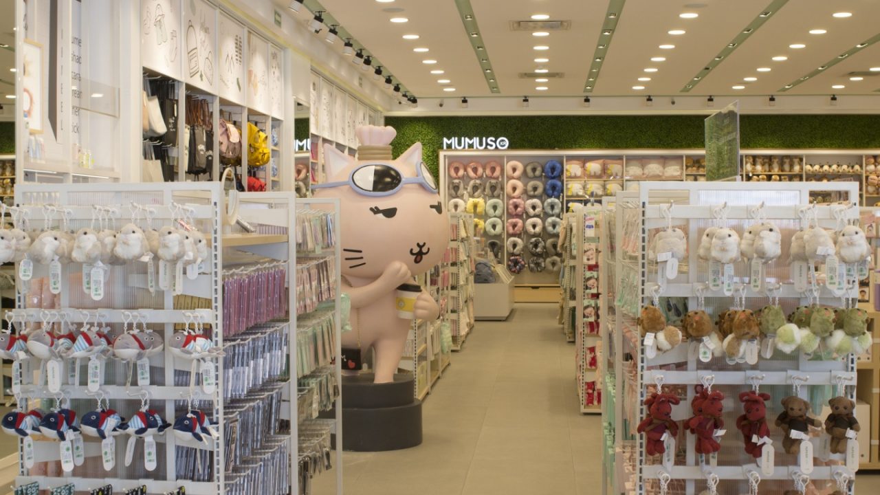 Mumuso le entra a la competencia con Miniso en México • Negocios ...