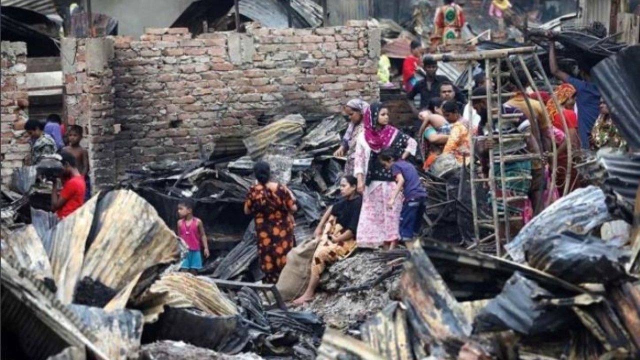 Incendio en Bangladesh deja sin hogar a 50,000 personas • Actualidad ...
