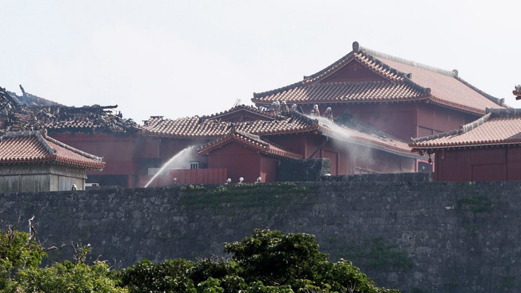 Fotogalería | Llamas consumen el castillo Shuri, Patrimonio de la ...