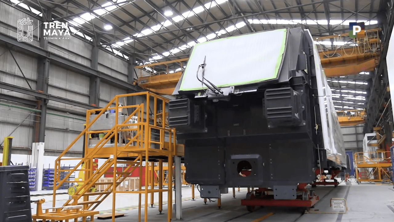 Así toma forma el primer convoy del Tren Maya en planta de Alstom en ...