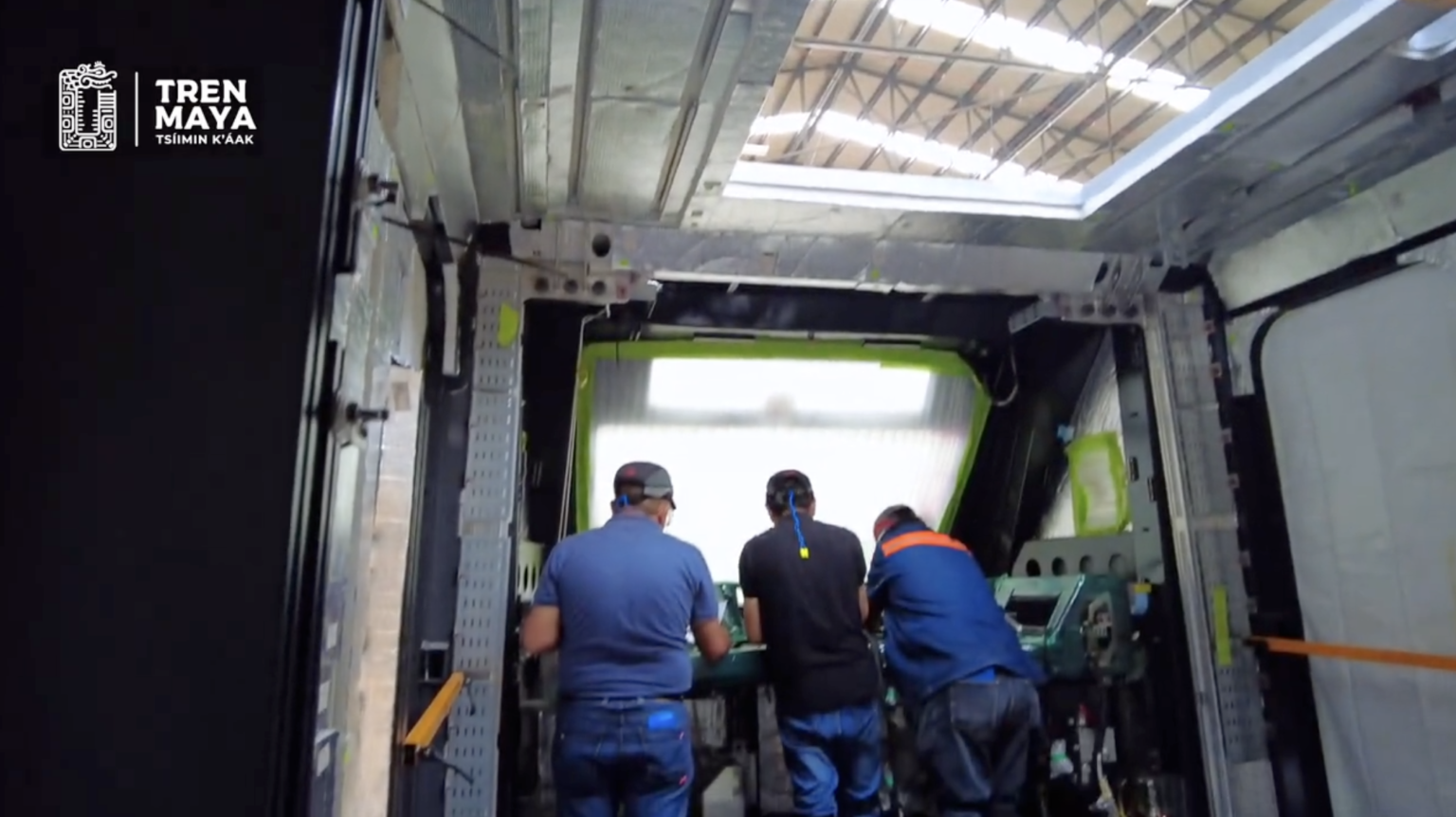 Así toma forma el primer convoy del Tren Maya en planta de Alstom en ...