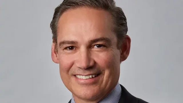 ¿Quién es Kelly Ortberg, el nuevo CEO de Boeing?