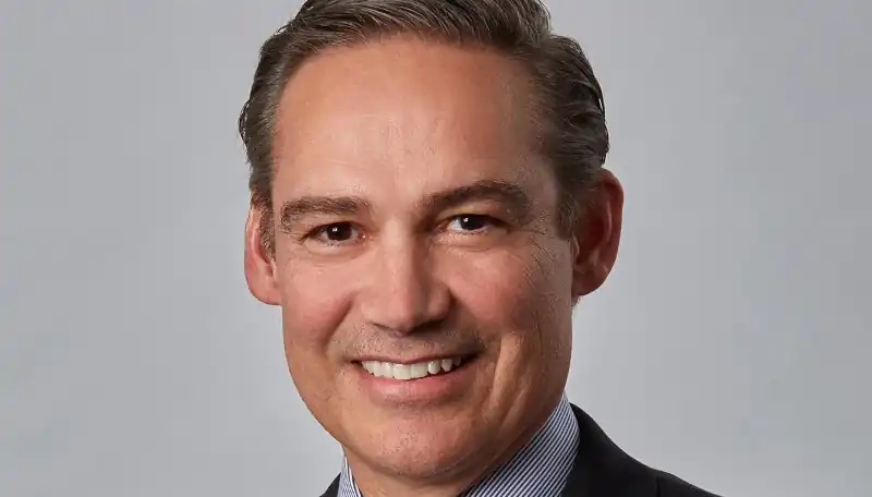 ¿Quién es Kelly Ortberg, el nuevo CEO de Boeing?