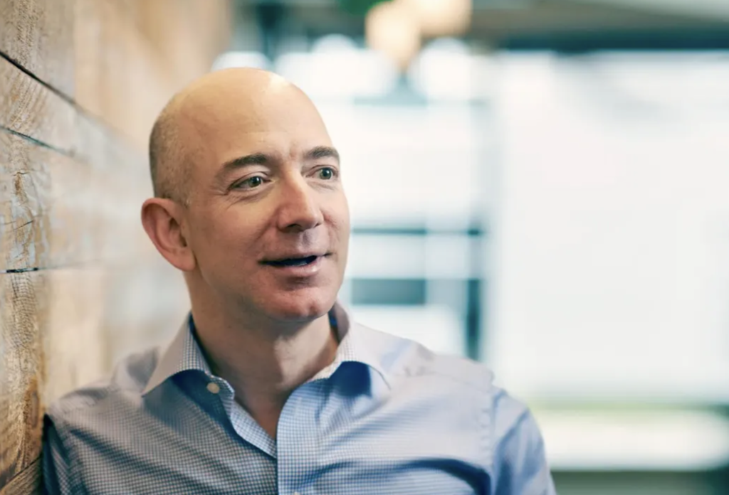Jeff Bezos dona otros 110 millones de dólares para combatir la falta de ...