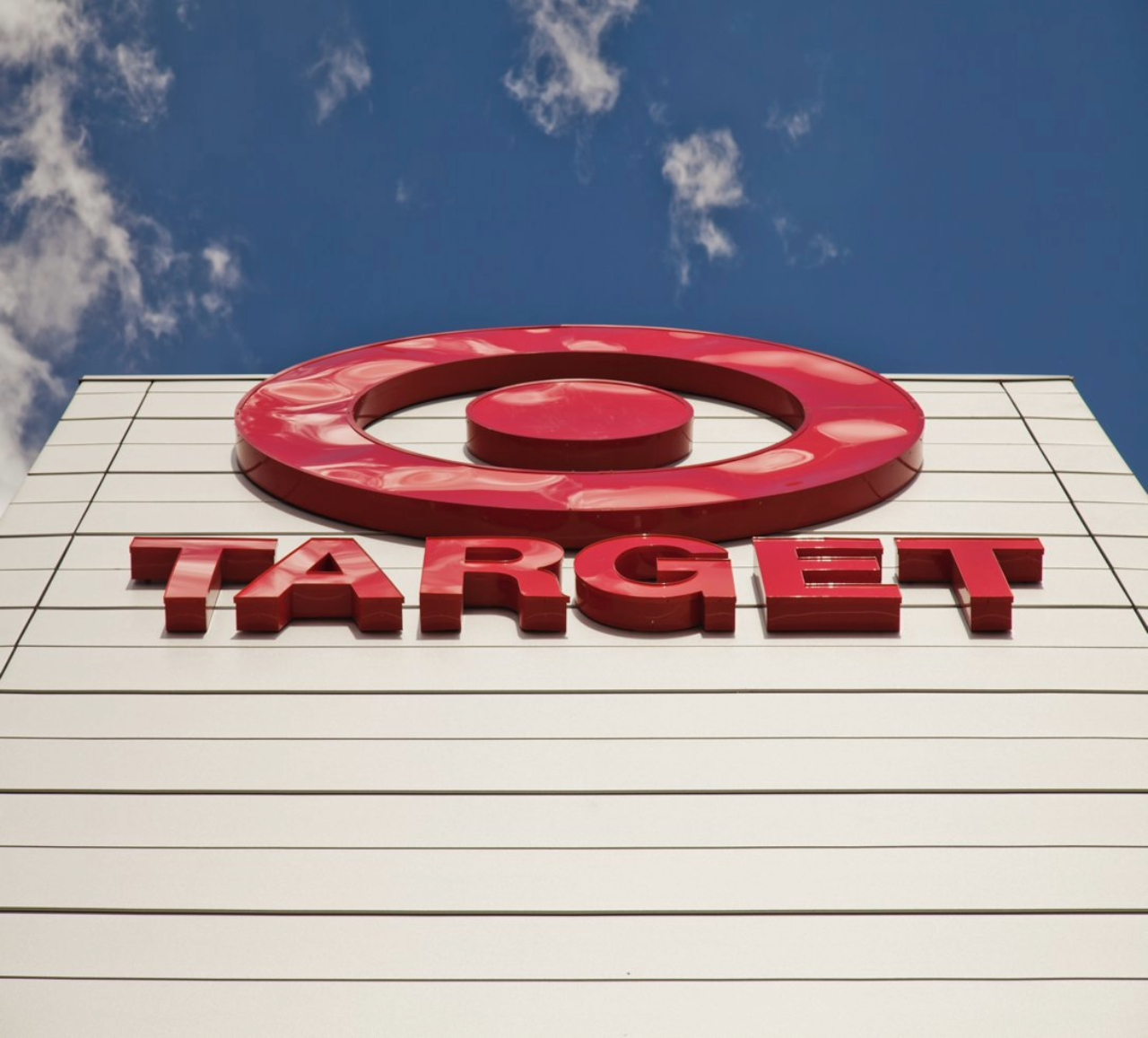 Inversionistas critican elección de nuevo CEO de Target: acciones caen ...