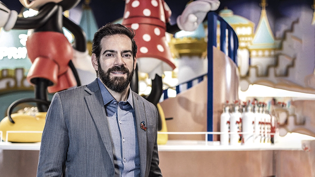 Disney profundiza su romance con México